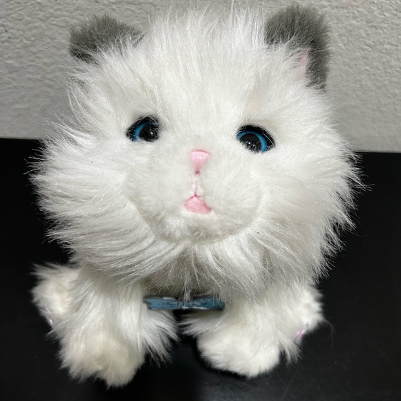 Hasbro | Toys | Little Live Pets Cuddles My Dream Kitten Plush White ...